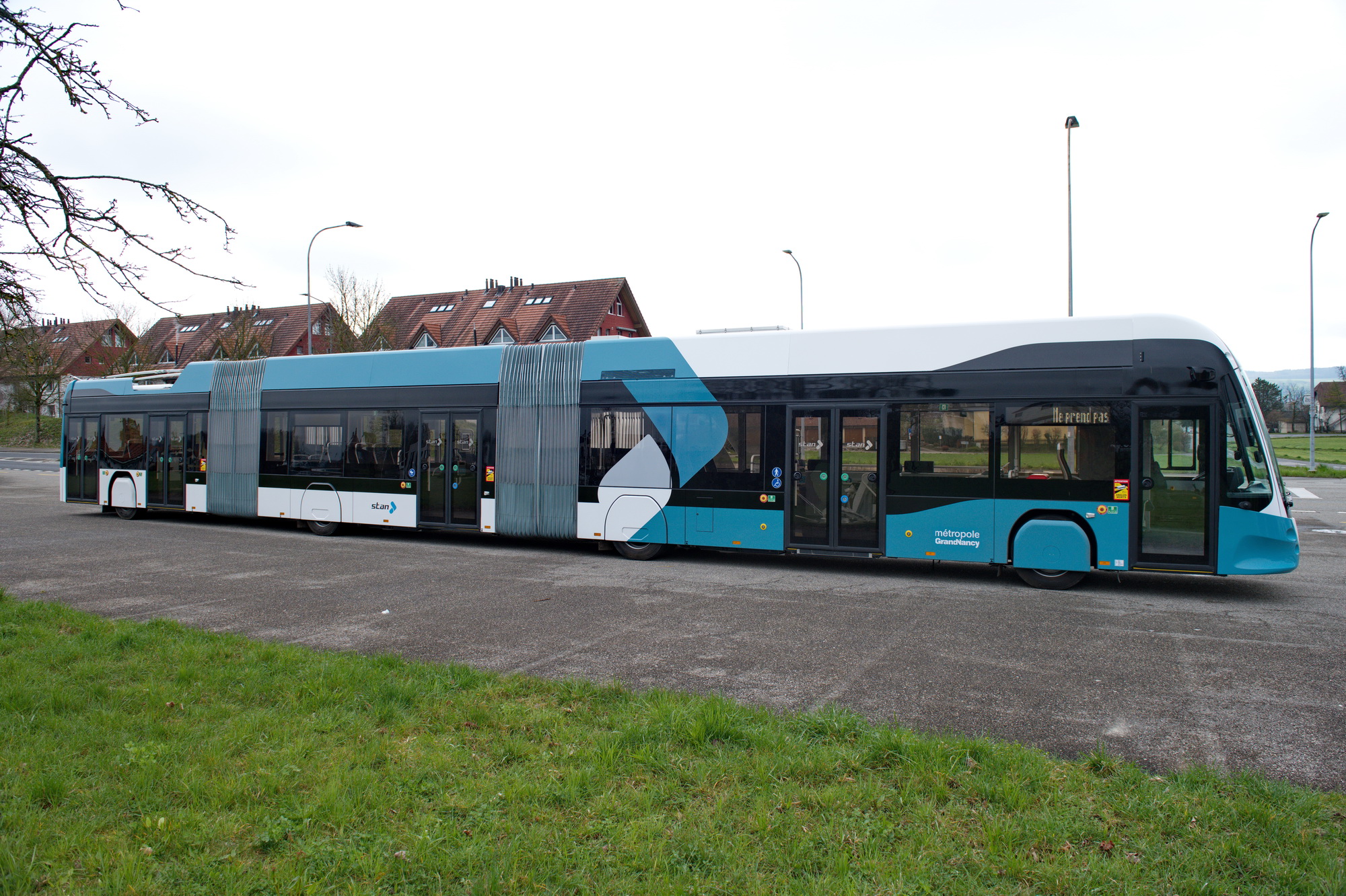 Arrivée du nouveau trolleybus de la Ligne 1 — Métropole du Grand Nancy